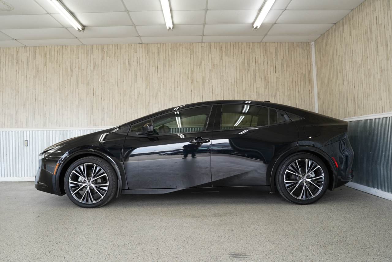 Used 2024 Toyota Prius LE For Sale in Nashville, TN | Capital One Auto ...