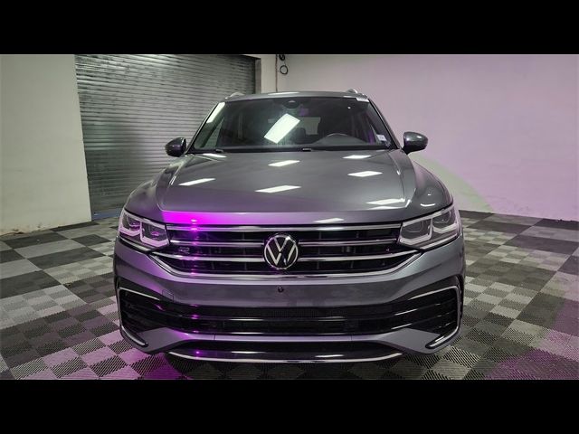Used Volkswagen Tiguan SEL R-Line For Sale in Manhattan, NY | Auto ...