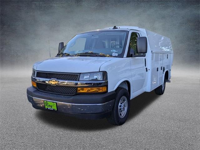 New 2025 Chevrolet Express Base For Sale in Fox Lake, IL | Capital One Auto Navigator