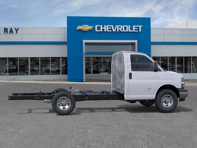 New 2025 Chevrolet Express Base For Sale in Fox Lake, IL | Capital One Auto Navigator