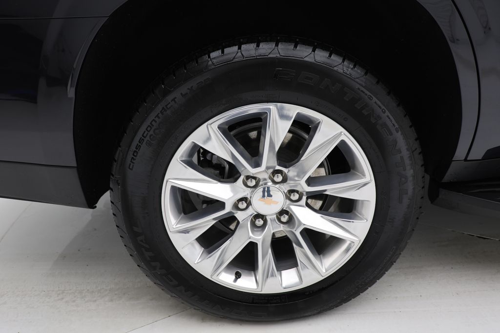 Used 2025 Chevrolet Tahoe Premier For Sale in Ephrata, PA | Capital One ...