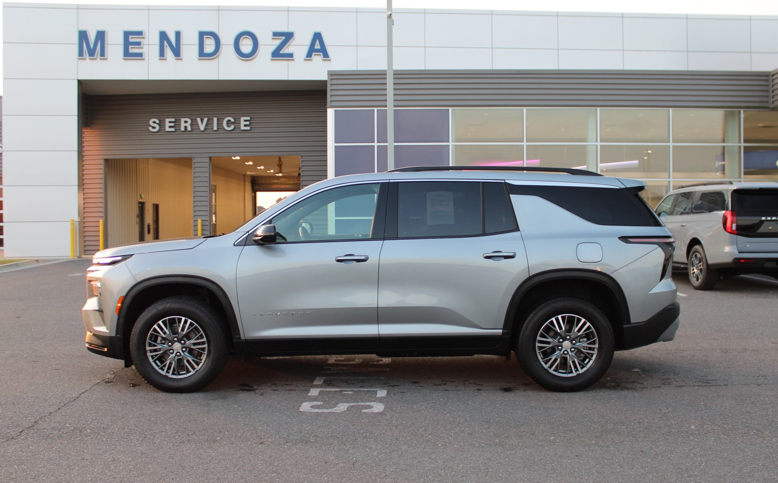 Used 2025 Chevrolet Traverse FWD LT For Sale in Maurice, LA | Capital ...