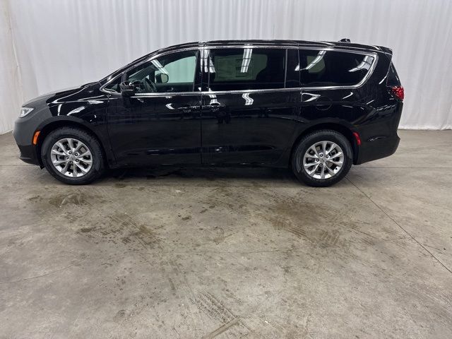 New 2025 Chrysler Pacifica Select For Sale in Springfield, OR | Auto ...