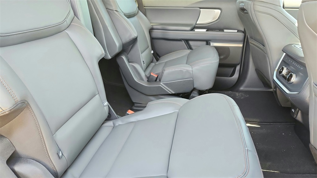 New 2025 Ford Expedition Active For Sale in Arlington, TX | Capital One ...