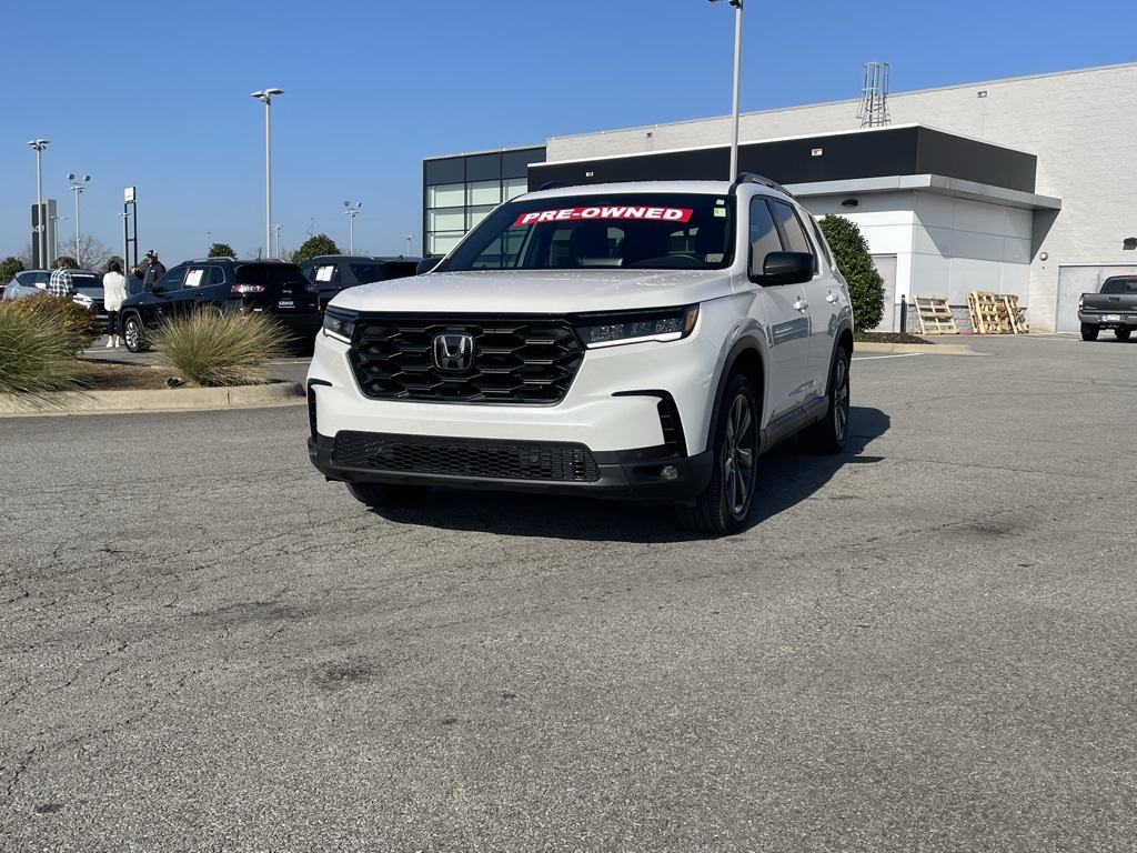 Used 2025 Honda Pilot Sport For Sale in Conway, AR | Capital One Auto ...