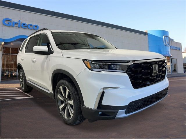 New Honda Pilot Touring For Sale in Providence, RI | Auto Navigator