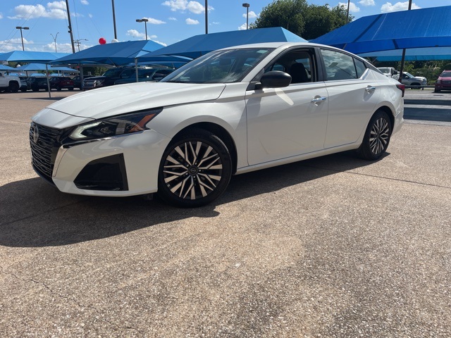 Used 2025 Nissan Altima SV For Sale in Fort Worth, TX | Capital One ...