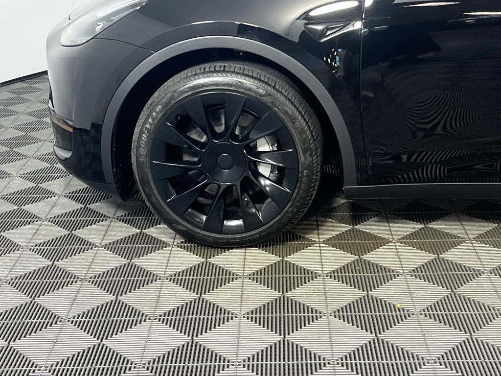 Certified Pre-owned 2025 Tesla Model Y Long Range For Sale in Gilbert ...