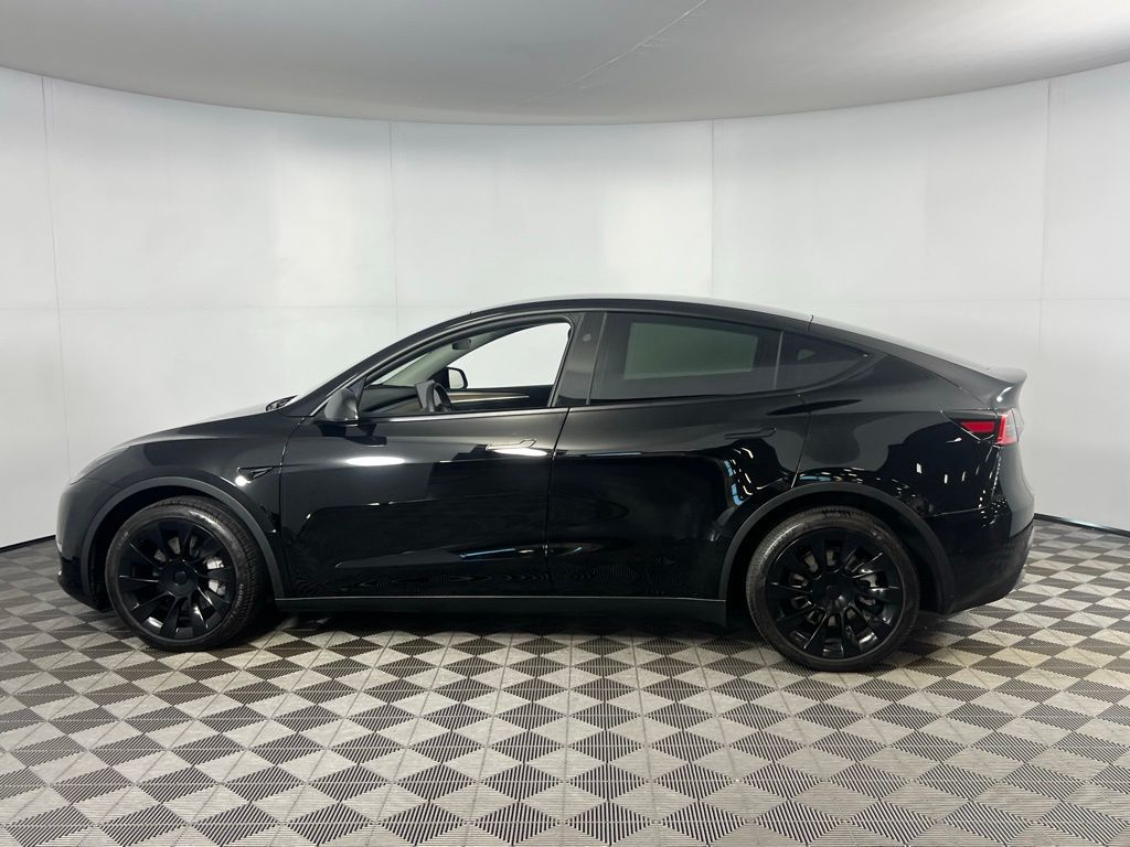 Certified Pre-owned 2025 Tesla Model Y Long Range For Sale in Gilbert ...