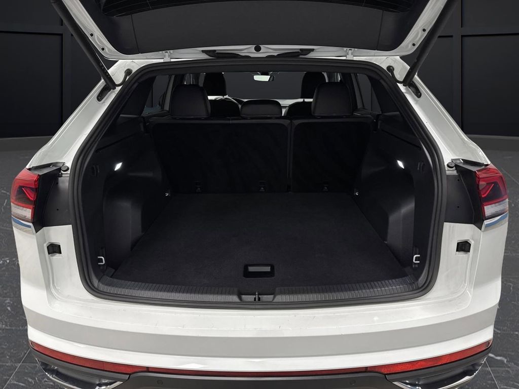 Used 2025 Volkswagen Atlas Cross Sport 2.0T SE Technology For Sale in ...