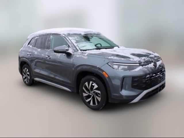 New Blue Volkswagen Tiguan SEL R-Line For Sale in Indianapolis, IN ...