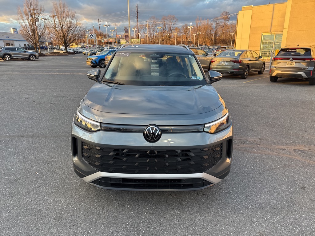 Certified Pre-owned 2025 Volkswagen Tiguan SE For Sale in Harrisburg ...