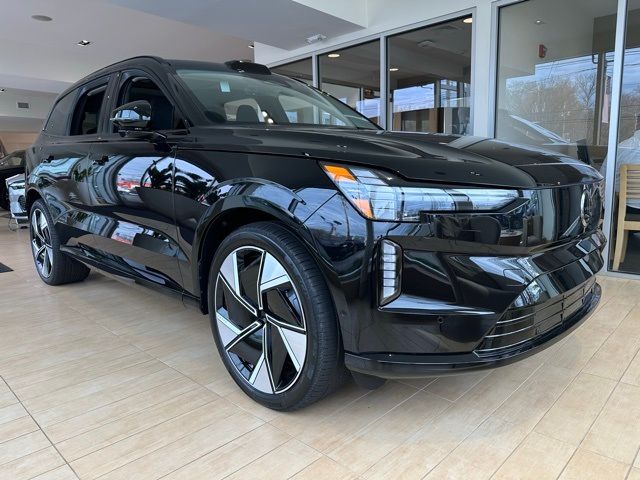 New Volvo EX90 with AWD For Sale in New York, NY | Auto Navigator