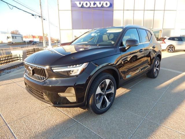 New Volvo XC40 with Rear View Camera For Sale in Kansas City, MO | Auto ...