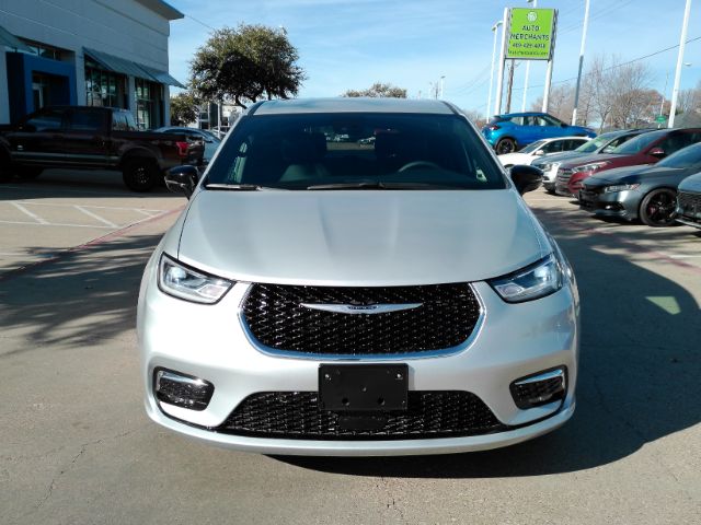 Used 2026 Chrysler Pacifica Select For Sale in Plano, TX | Capital One ...