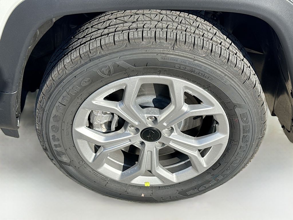 New 2026 Jeep Compass Latitude For Sale in Louisville, KY | Capital One ...