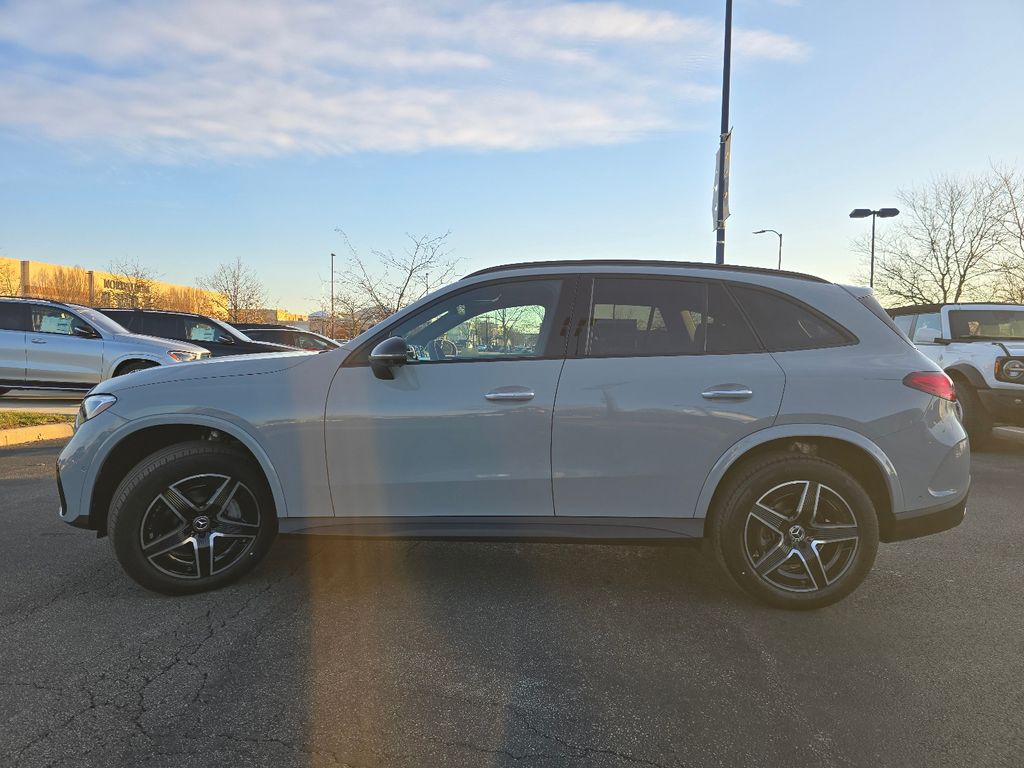 New 2026 Mercedes-Benz GLC 300 For Sale in Columbus, OH | Capital One ...