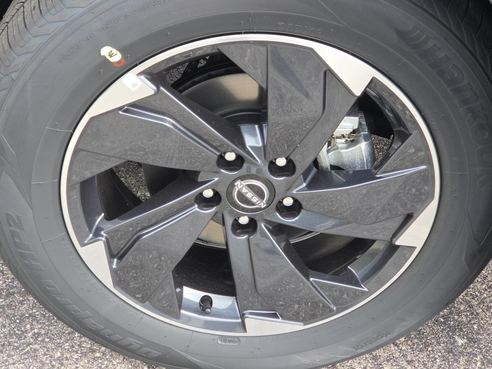 New 2026 Nissan Rogue SV For Sale in Columbus, OH | Capital One Auto ...