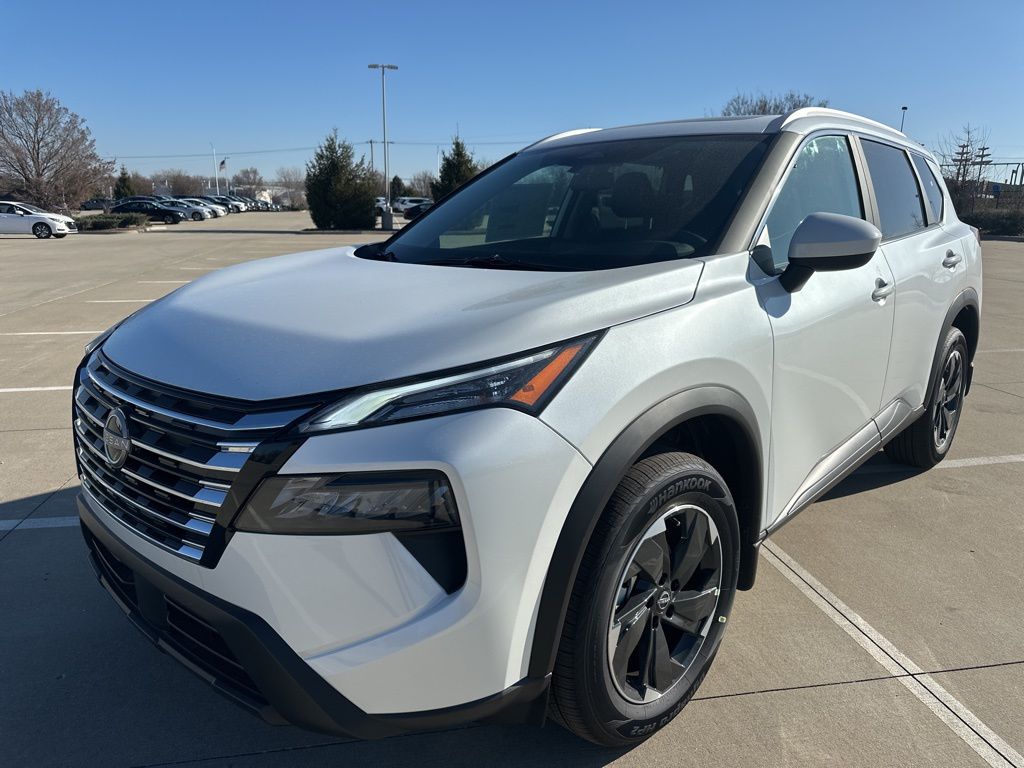 New 2026 Nissan Rogue SV For Sale in Kansas City, MO | Capital One Auto ...