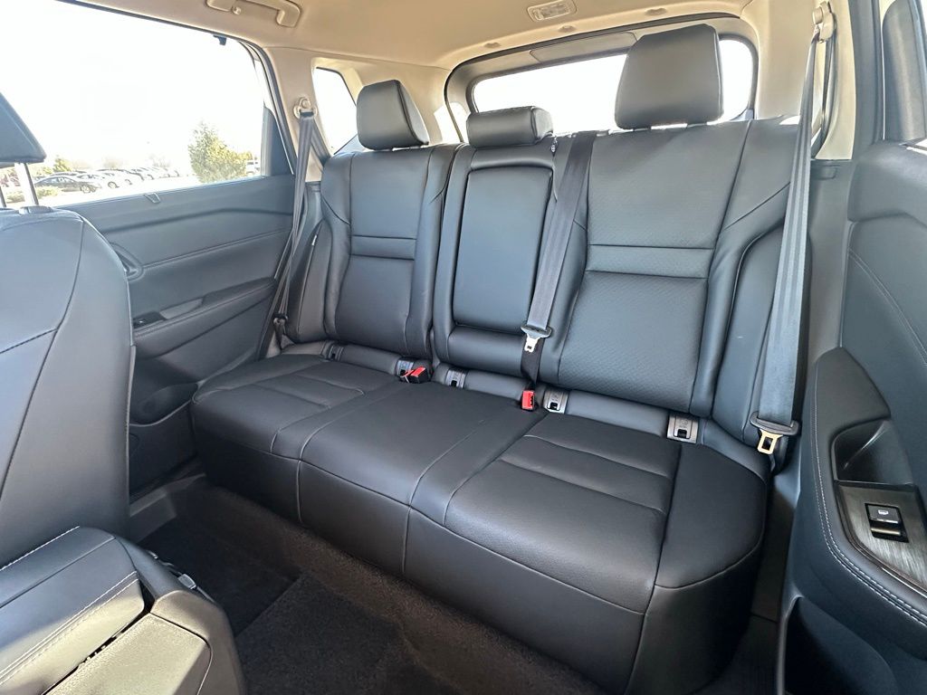 New 2026 Nissan Rogue SV For Sale in Kansas City, MO | Capital One Auto ...