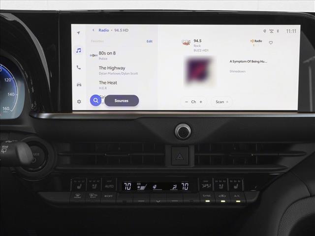 New 2026 Toyota Crown Signia XLE For Sale in Hayward, CA | Capital One ...