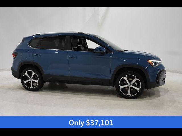 New 2026 Volkswagen Taos SEL SUV For Sale in Champaign, IL | Auto Navigator