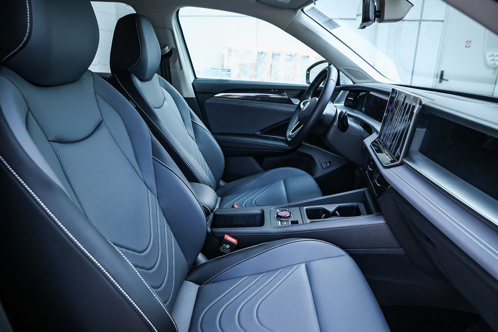 New 2026 Volkswagen Tiguan SE For Sale in Covina, CA | Capital One Auto ...