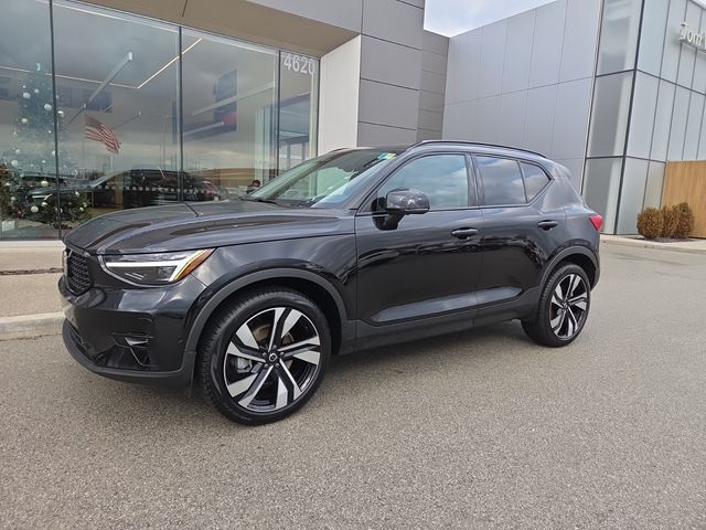 New 2026 Volvo XC40 with Sunroof For Sale in Indianapolis, IN | Auto ...