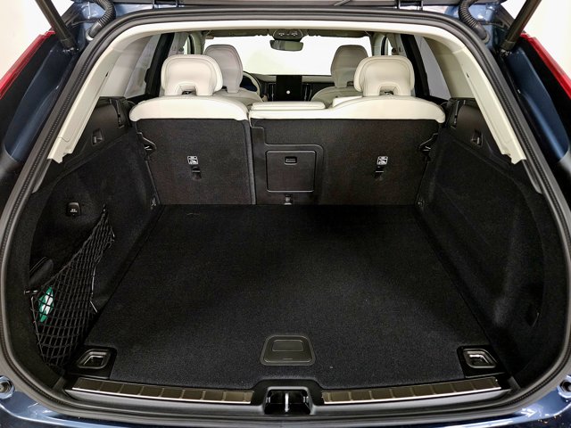 New 2026 Volvo XC60 Ultra For Sale in Maplewood, MO | Capital One Auto ...