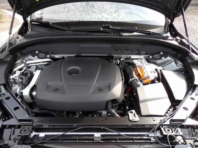 New 2026 Volvo XC60 Plug-In Hybrid Core For Sale in Wilmington, NC ...